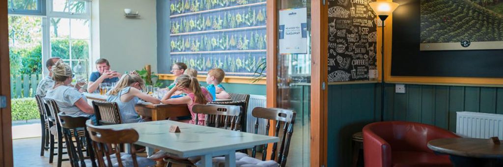 Restaurant – The Lighthouse Inn