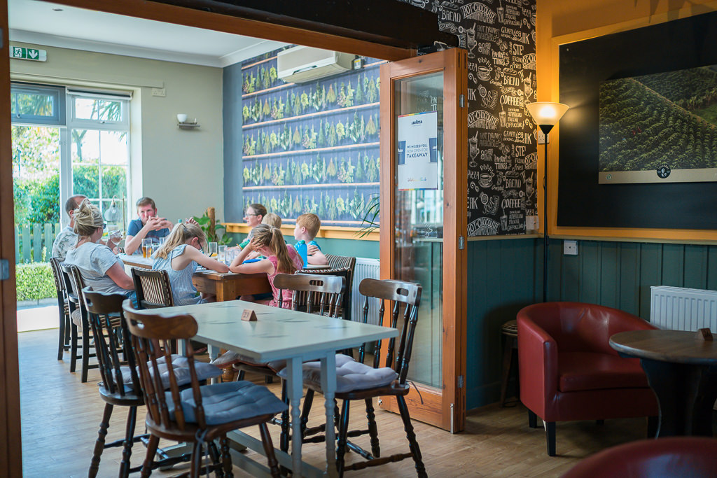 Restaurant – The Lighthouse Inn